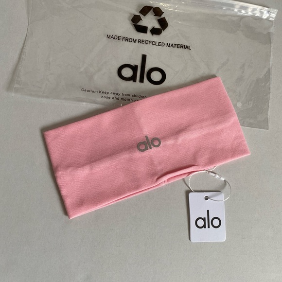 ALO Yoga | Accessories | Alo Pink Performance Conquer Headband | Poshmark